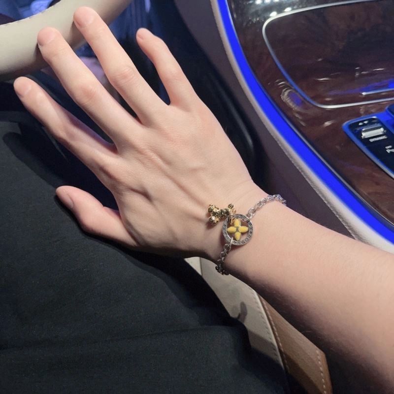 Economical Louis Vuitton Bracelets