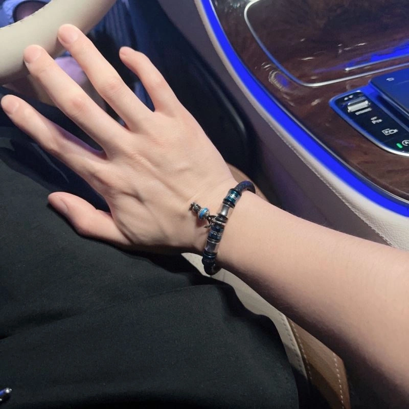 Official Louis Vuitton Bracelets