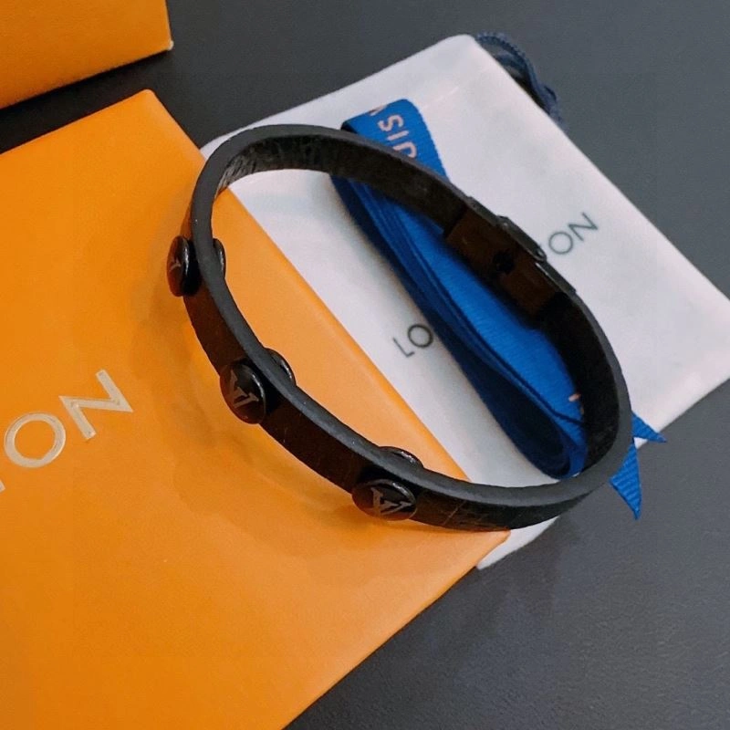 Bargain Louis Vuitton Bracelets