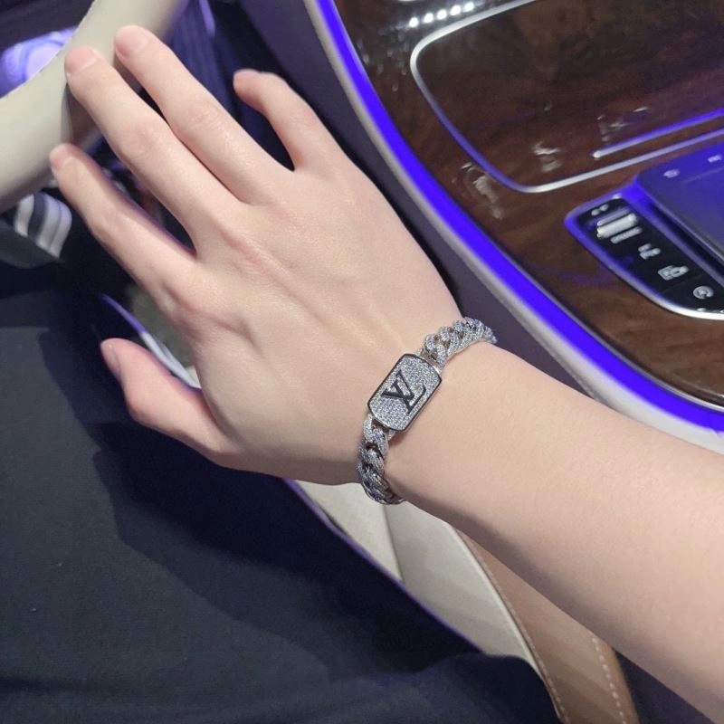 Cut-rate Louis Vuitton Bracelets