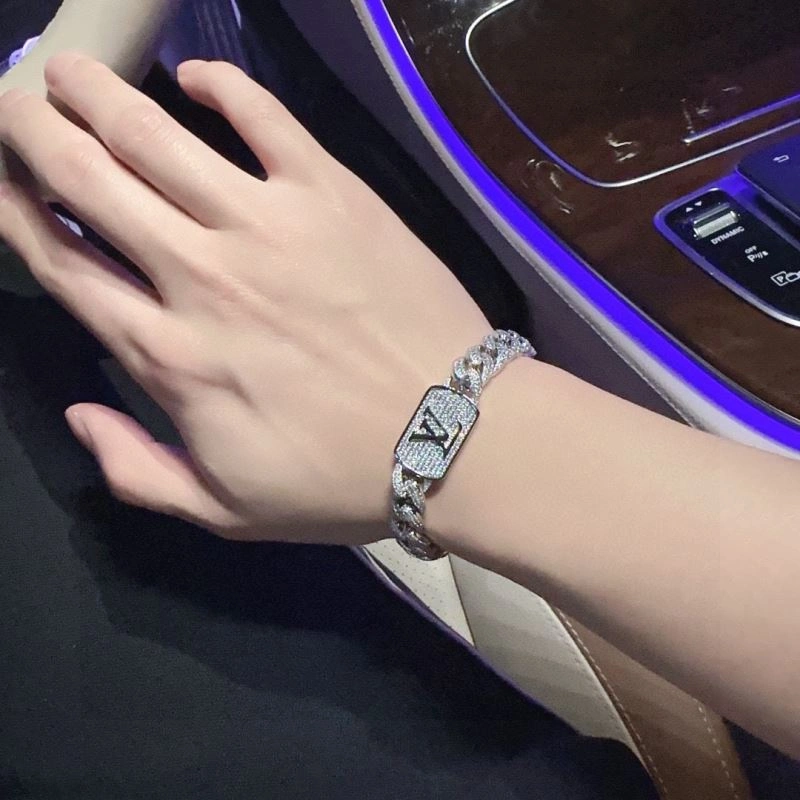 Cut-rate Louis Vuitton Bracelets