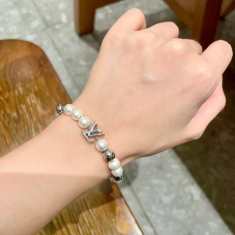 Discounted Louis Vuitton Bracelets