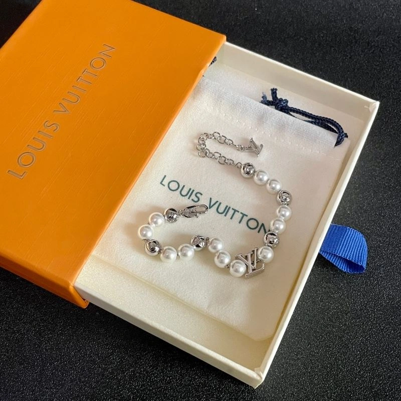 Discounted Louis Vuitton Bracelets