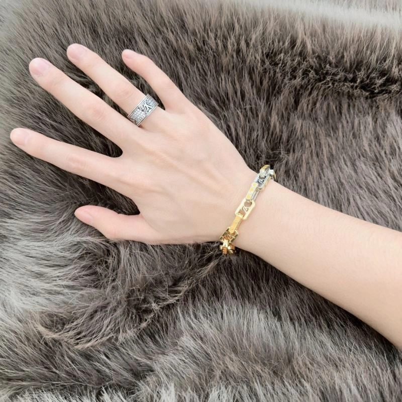 Discounted Louis Vuitton Bracelets