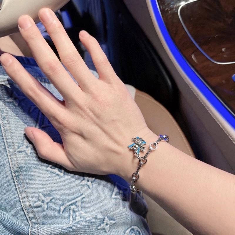 High accuracy Louis Vuitton Bracelets