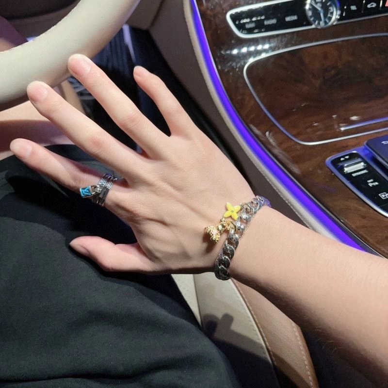 High fidelity Louis Vuitton Bracelets