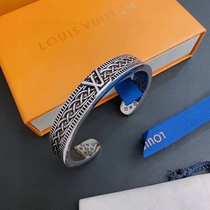 High accuracy Louis Vuitton Bracelets