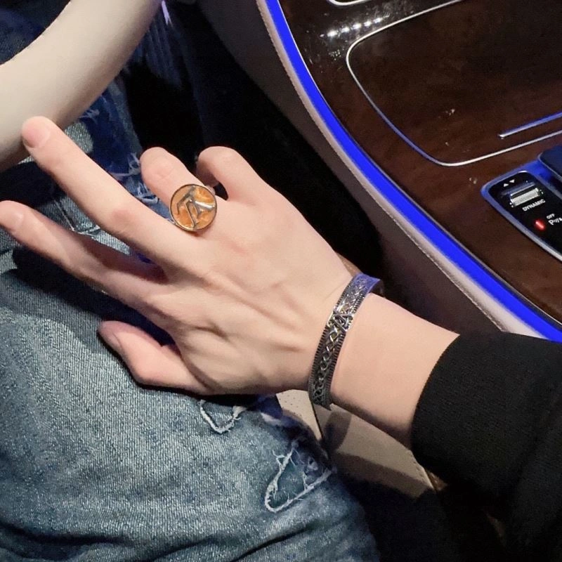 High accuracy Louis Vuitton Bracelets