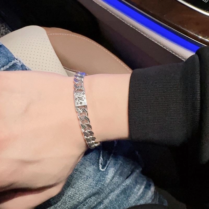 Cut-rate Louis Vuitton Bracelets