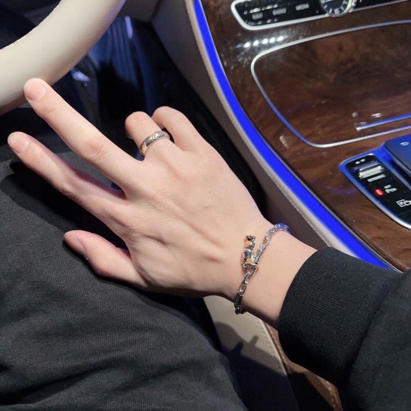 High fidelity Louis Vuitton Bracelets