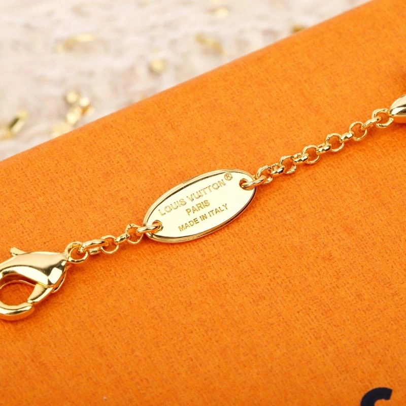 Top mirror Louis Vuitton Bracelets