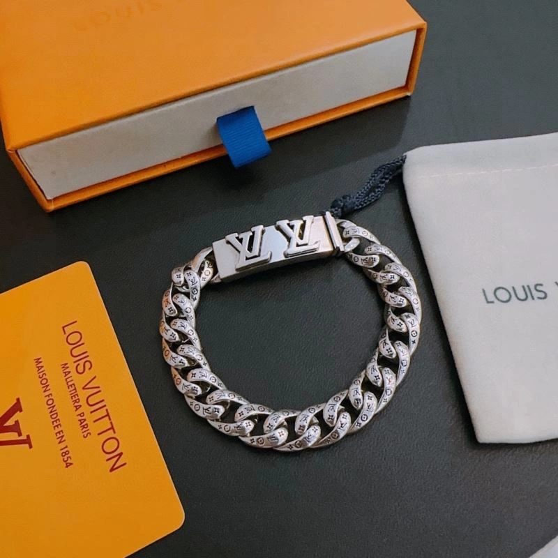 Mirror quality Louis Vuitton Bracelets