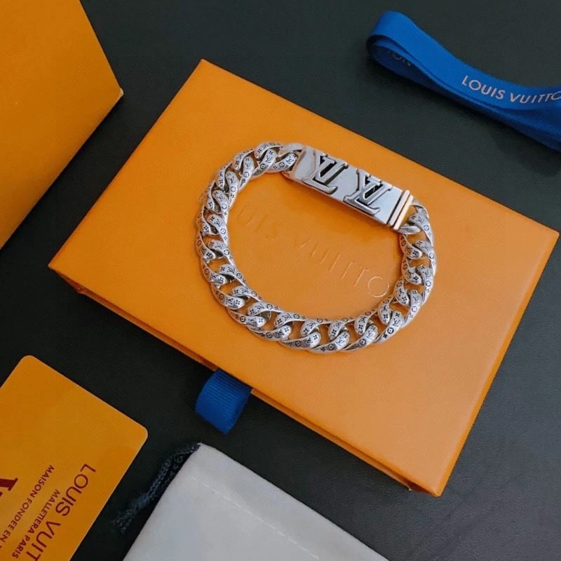 Mirror quality Louis Vuitton Bracelets