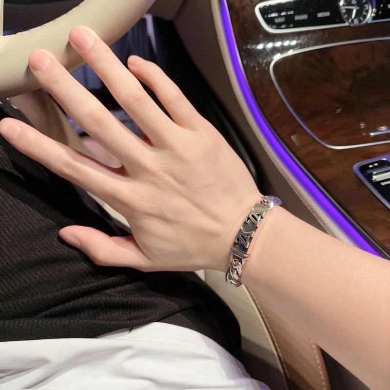 Mirror quality Louis Vuitton Bracelets