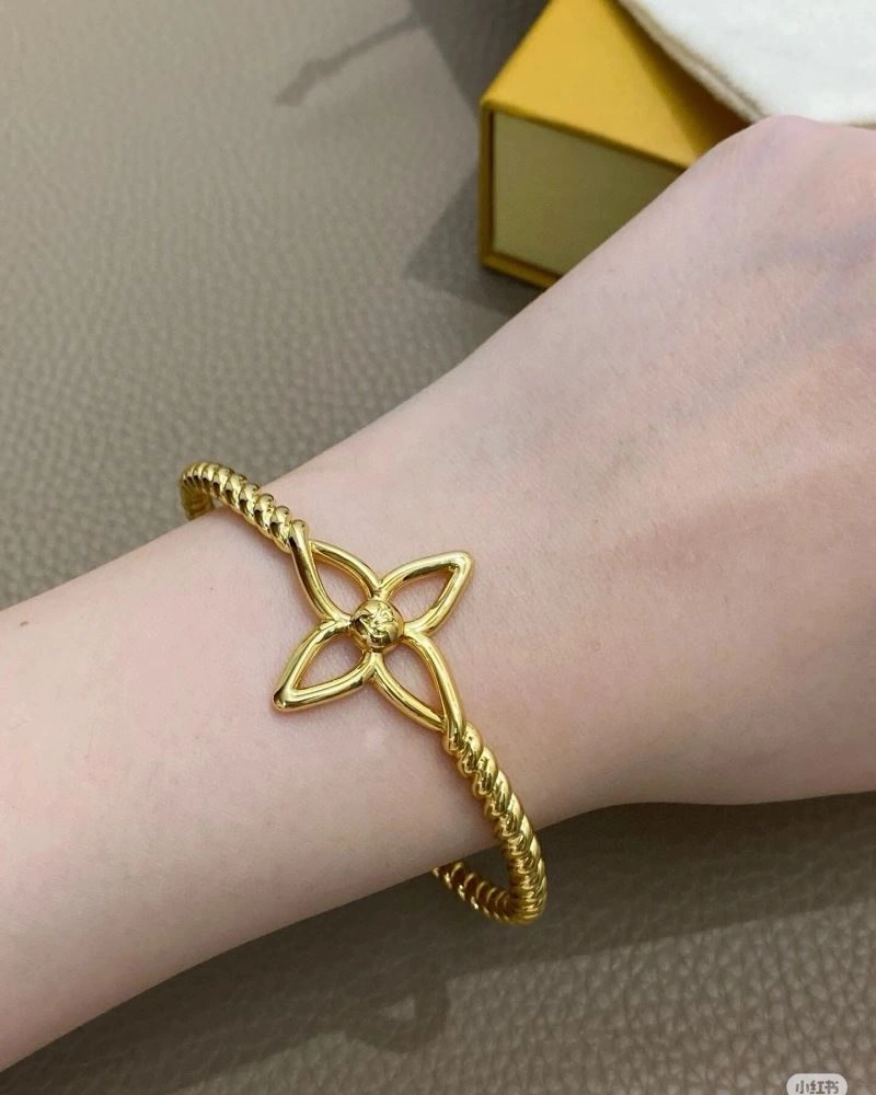 Accurate model Louis Vuitton Bracelets