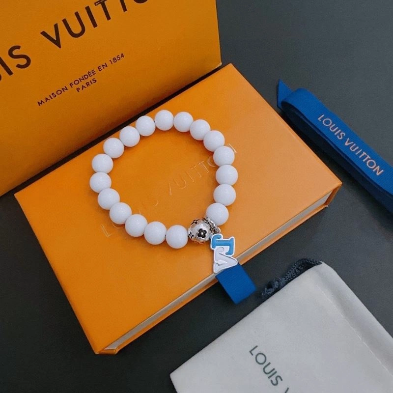 Top mirror Louis Vuitton Bracelets