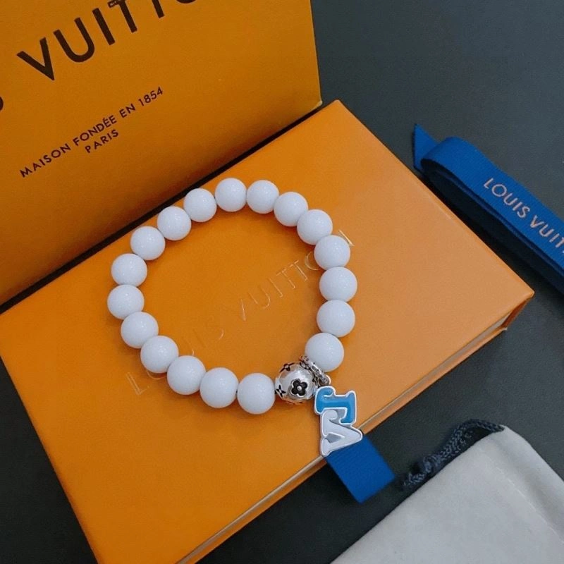 Top mirror Louis Vuitton Bracelets