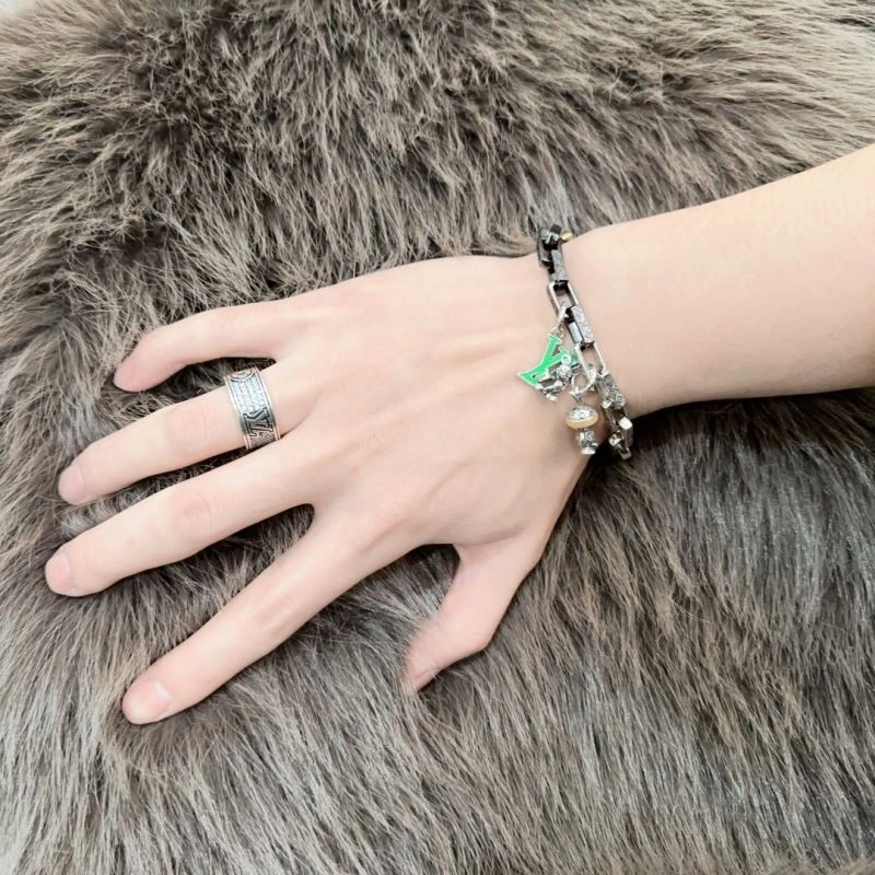Mirror quality Louis Vuitton Bracelets