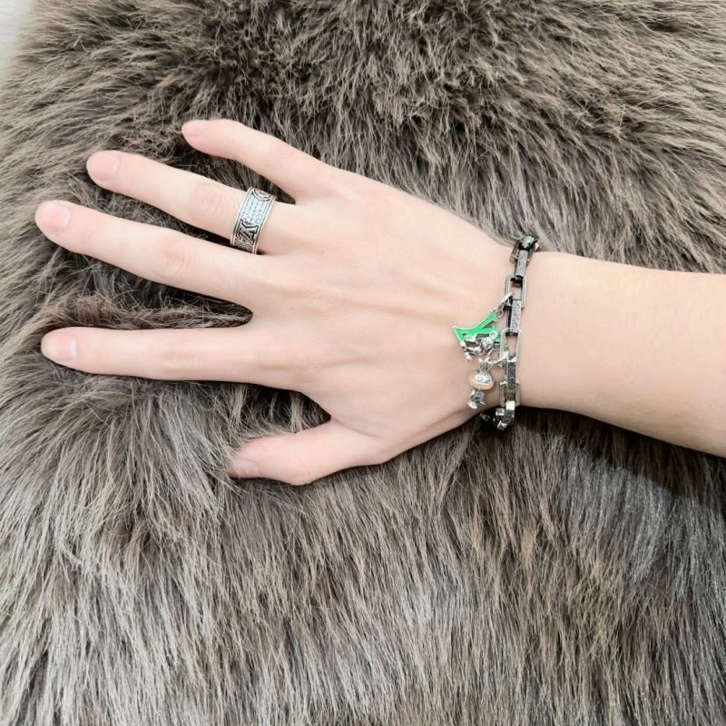 Mirror quality Louis Vuitton Bracelets