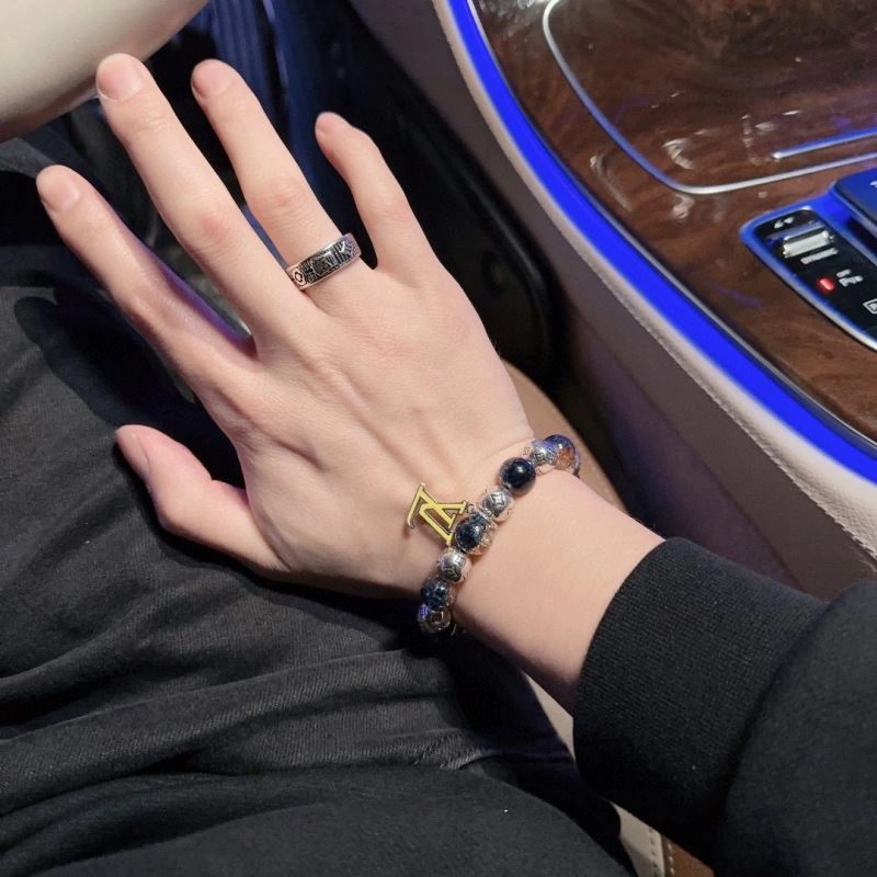 Inexpensive Louis Vuitton Bracelets
