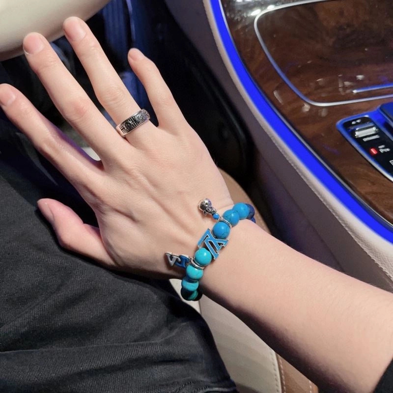 Low-cost Louis Vuitton Bracelets