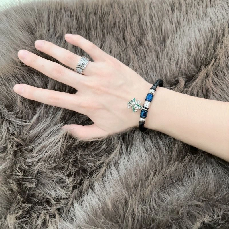 Official Louis Vuitton Bracelets