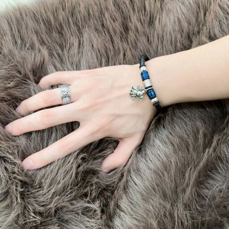 Official Louis Vuitton Bracelets
