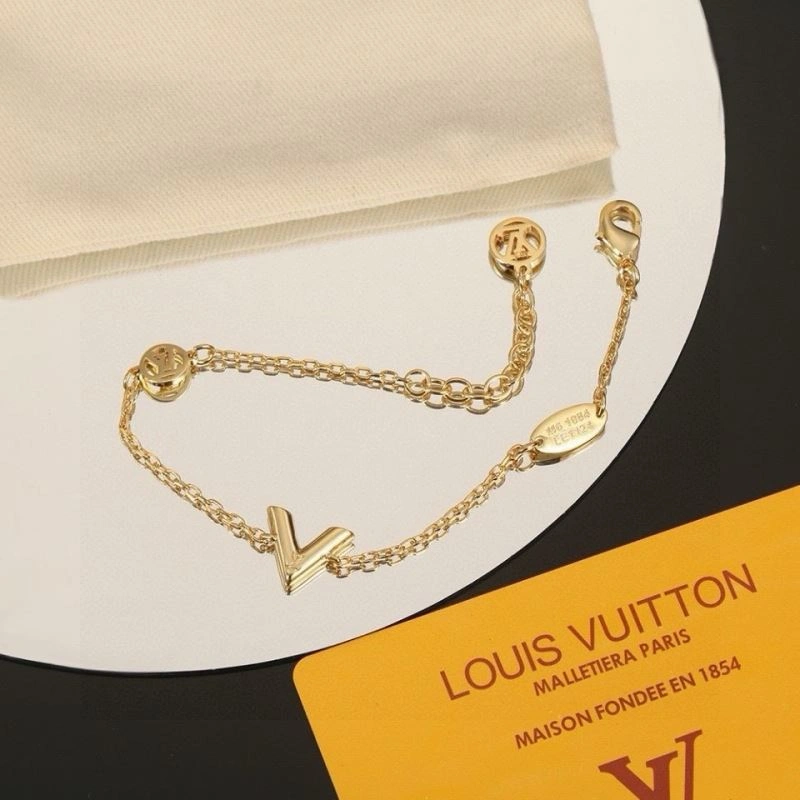 High accuracy Louis Vuitton Bracelets