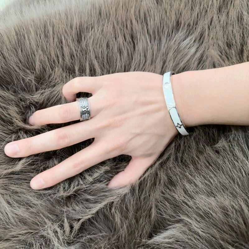 Factory-made Louis Vuitton Bracelets