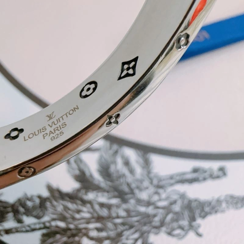 Factory-made Louis Vuitton Bracelets