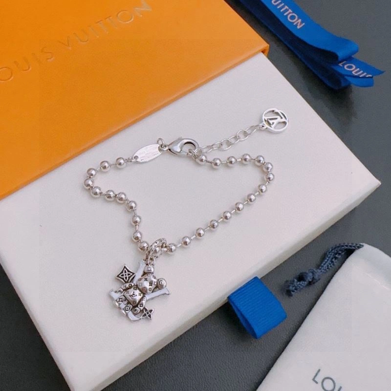 Low-cost Louis Vuitton Bracelets