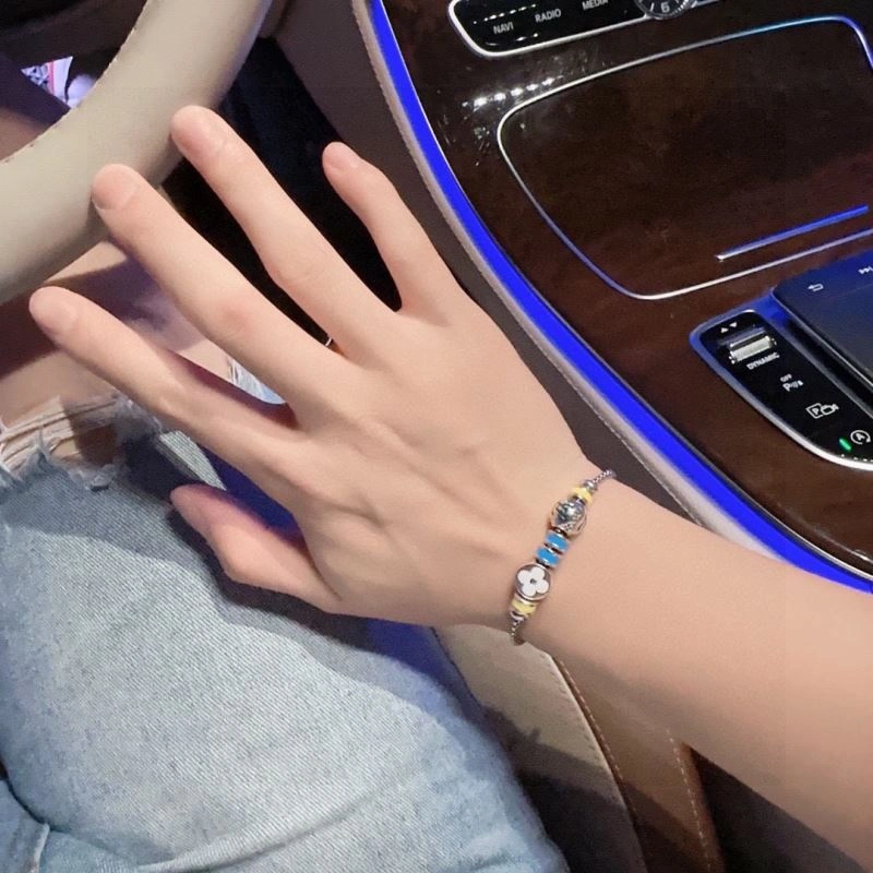 Top match Louis Vuitton Bracelets