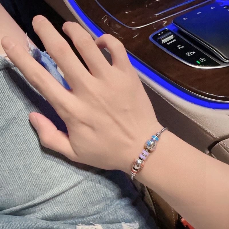 Inexpensive Louis Vuitton Bracelets