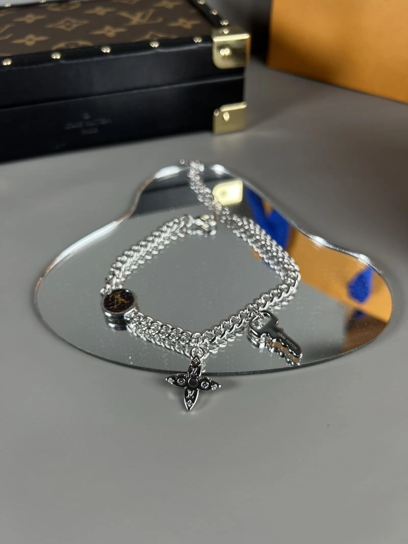 Bargain Louis Vuitton Bracelets