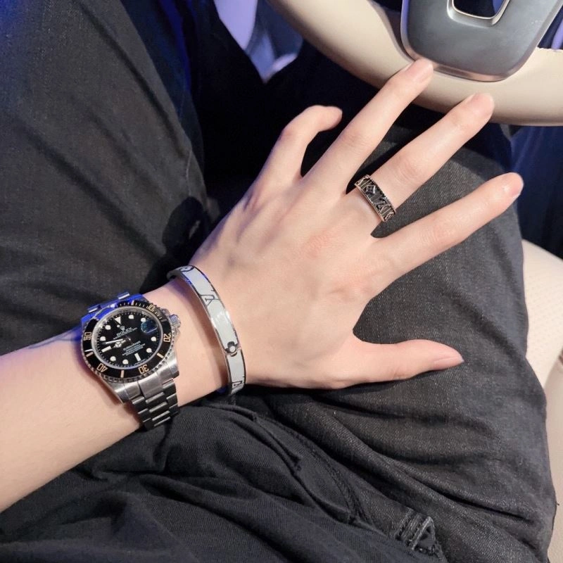 Economical Louis Vuitton Bracelets