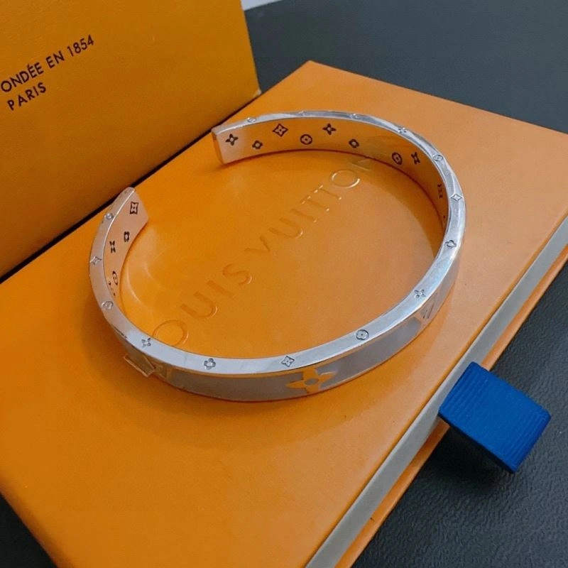 Economical Louis Vuitton Bracelets
