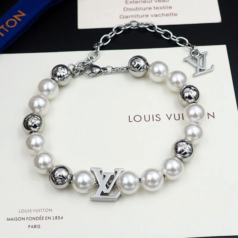 High accuracy Louis Vuitton Bracelets