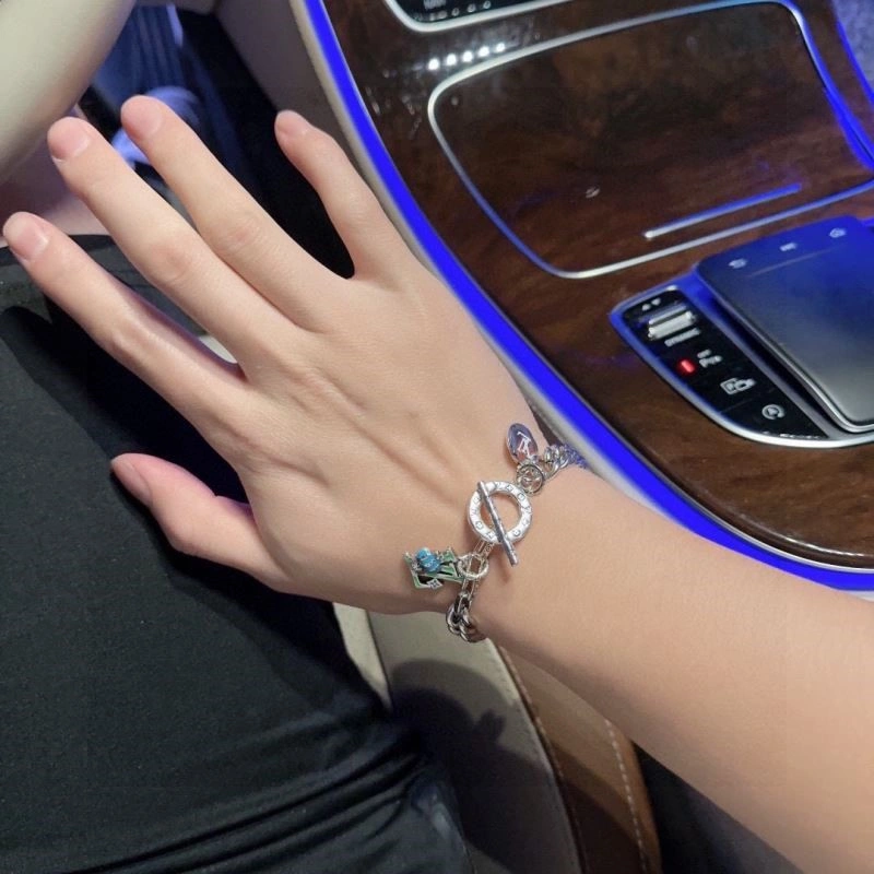 High accuracy Louis Vuitton Bracelets