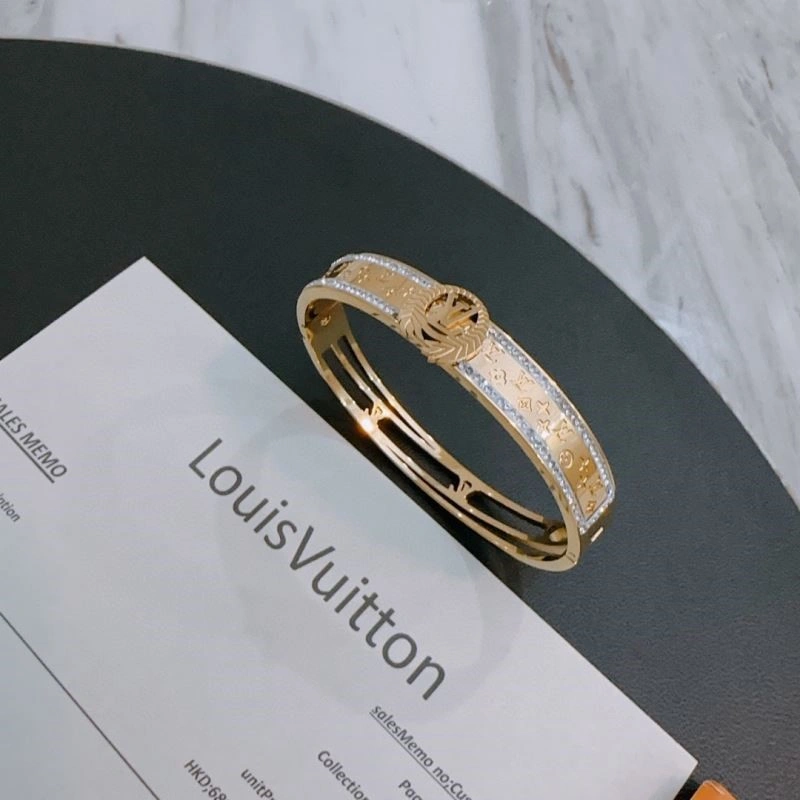 Inexpensive Louis Vuitton Bracelets