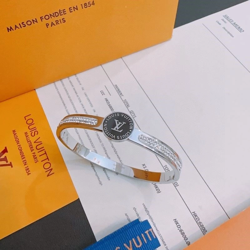 Top match Louis Vuitton Bracelets