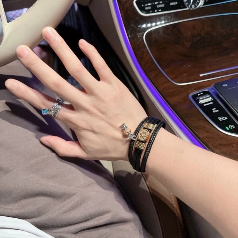 Discounted Louis Vuitton Bracelets