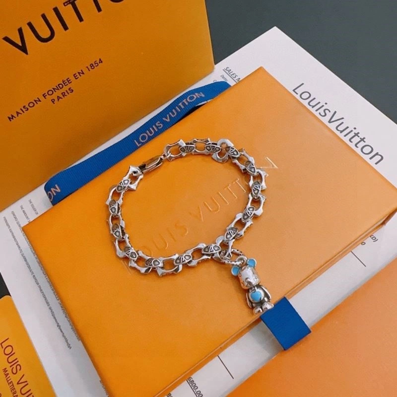 Top mirror Louis Vuitton Bracelets