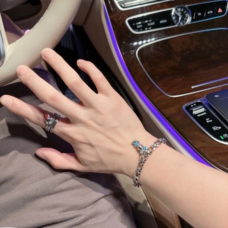 Top mirror Louis Vuitton Bracelets