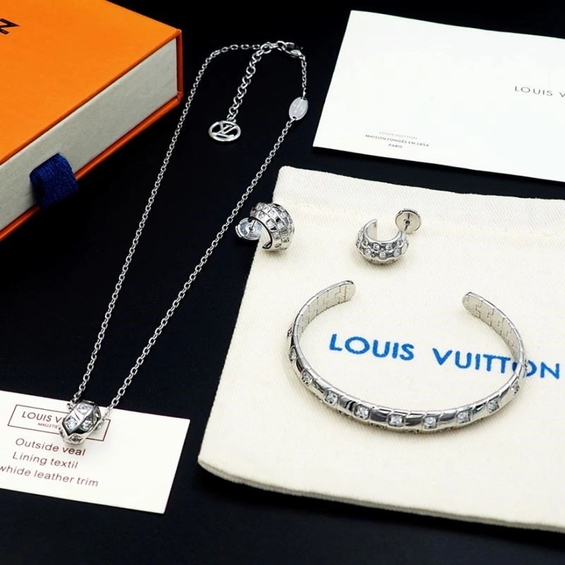 Real Louis Vuitton Bracelets