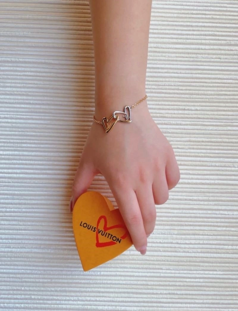 Top match Louis Vuitton Bracelets