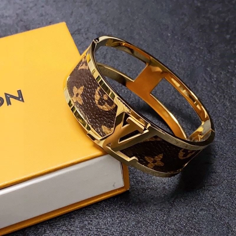 Discounted Louis Vuitton Bracelets