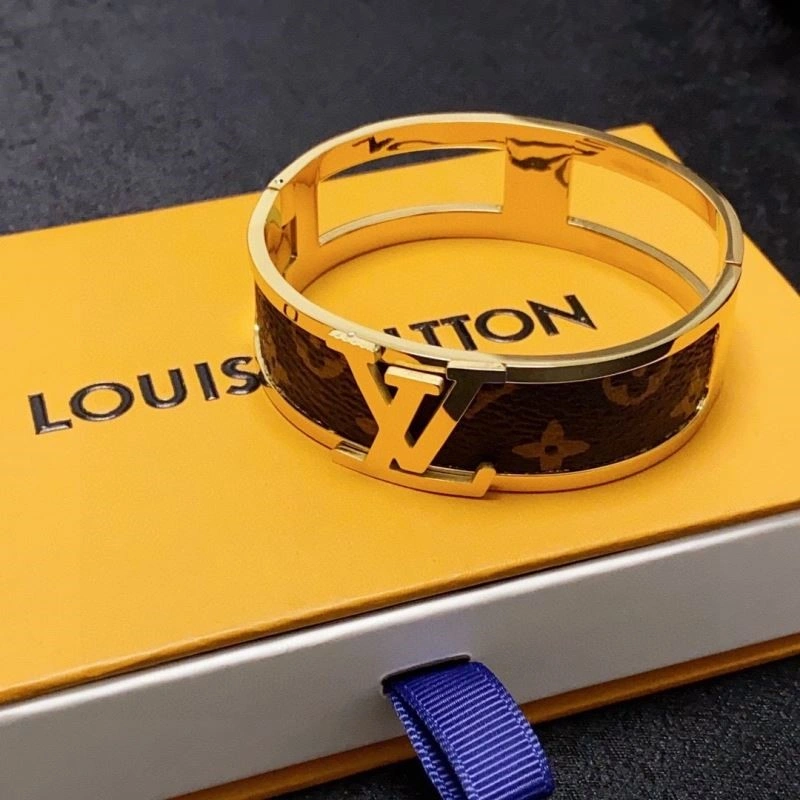 Discounted Louis Vuitton Bracelets