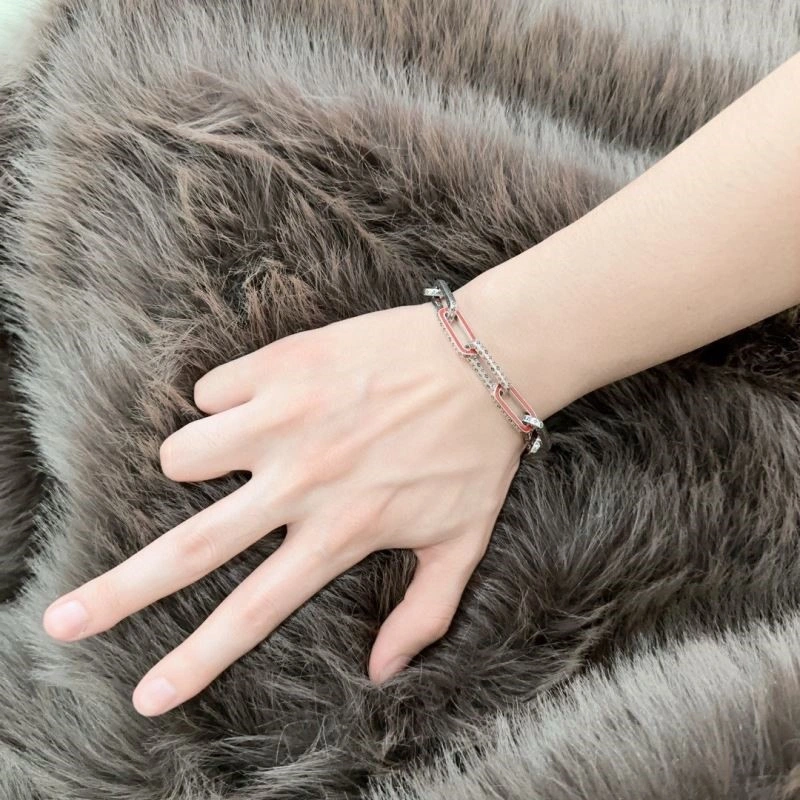 Precise copy Louis Vuitton Bracelets