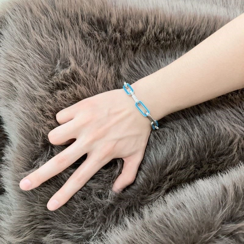 Accurate model Louis Vuitton Bracelets