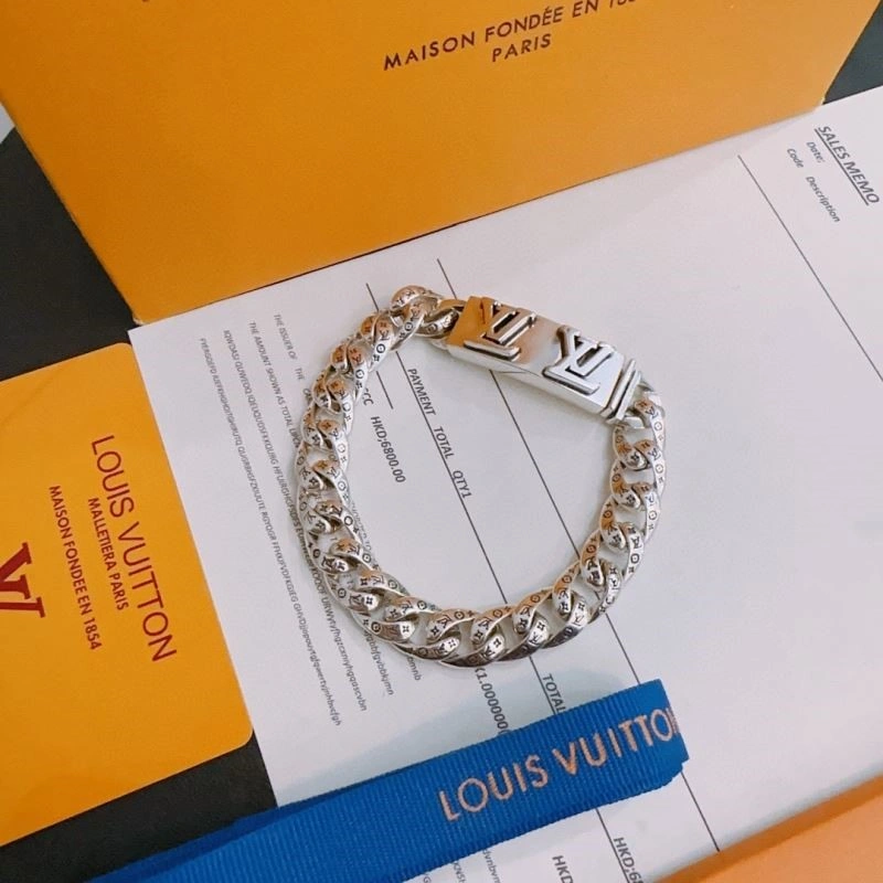 Mirror quality Louis Vuitton Bracelets